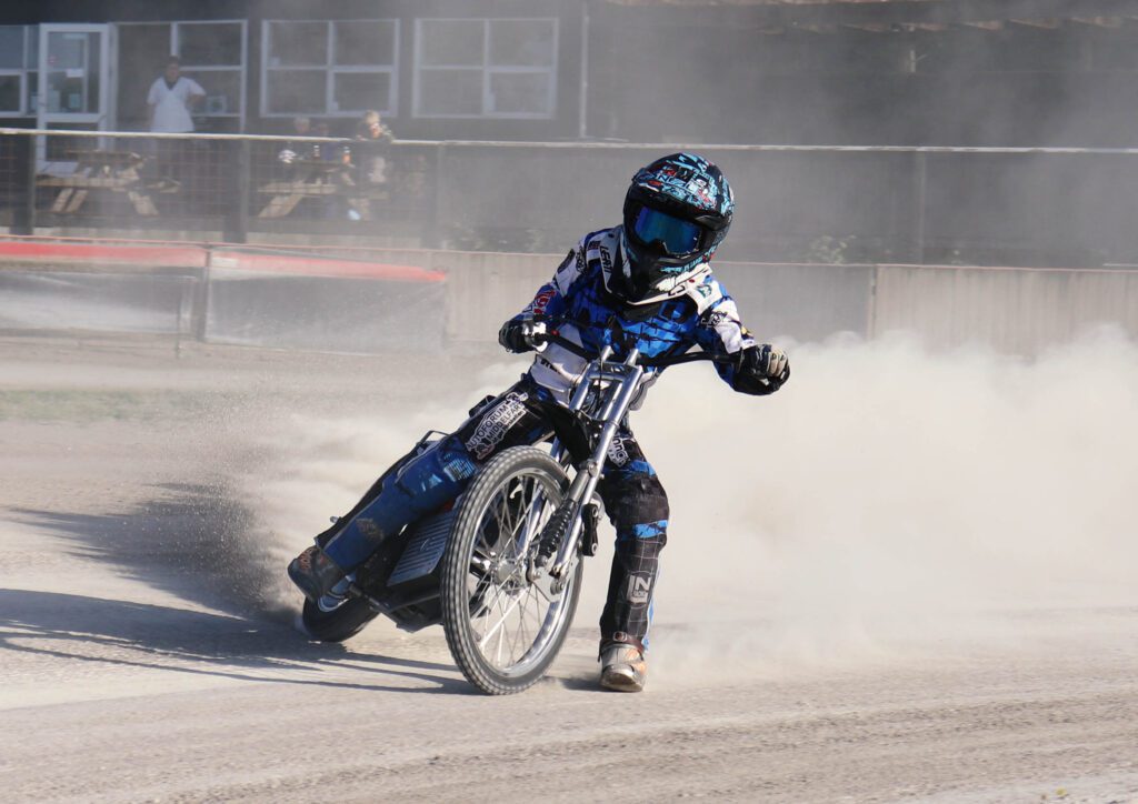 ASI BAC4000 - E-Racing